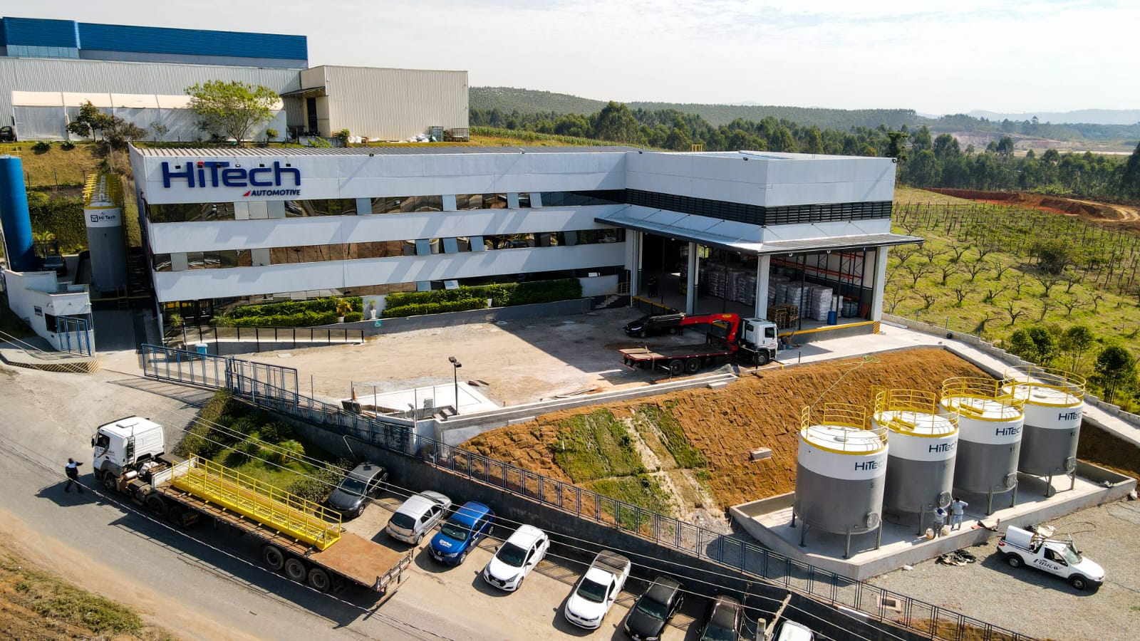 Hi Tech apresenta novo Catálogo de Produtos Automotivos para ...